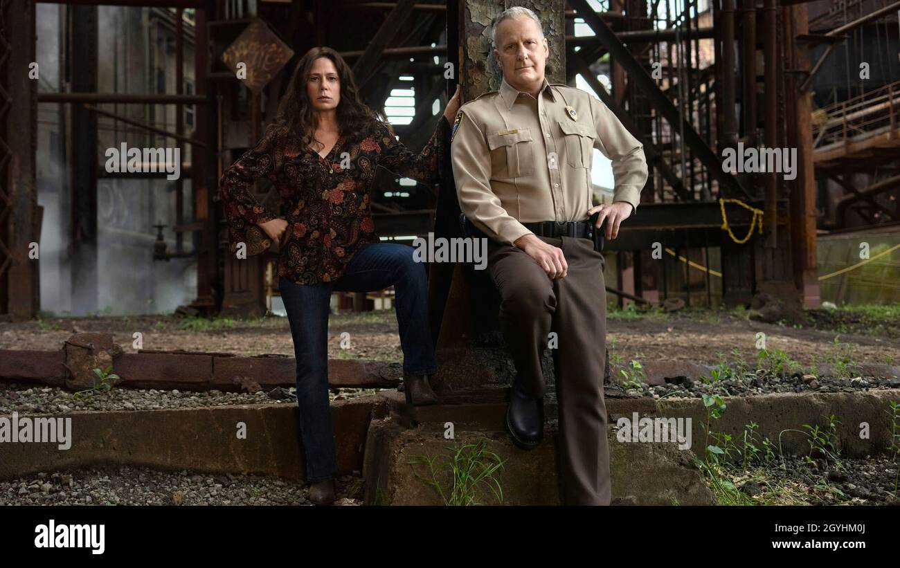 JEFF DANIELS and MAURA TIERNEY in AMERICAN RUST (2021), directed by ...