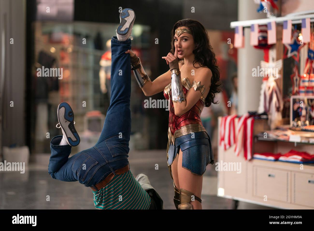 GAL GADOT in WONDER WOMAN 1984 (2020), directed by PATTY JENKINS. Credit: DC ENTERTAINMENT ...