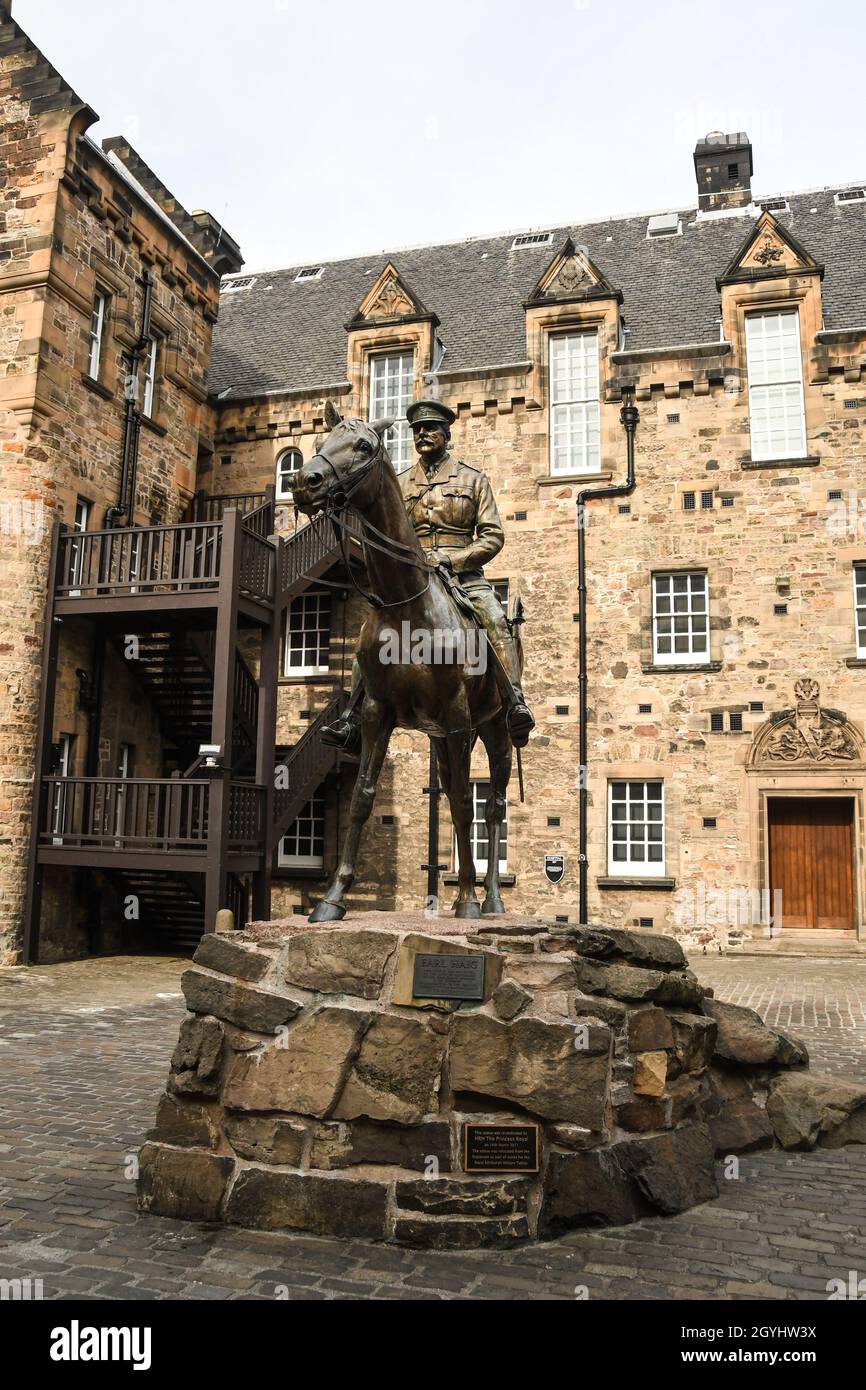 Edinburgh Castle and Grounds Stock Photo - Alamy