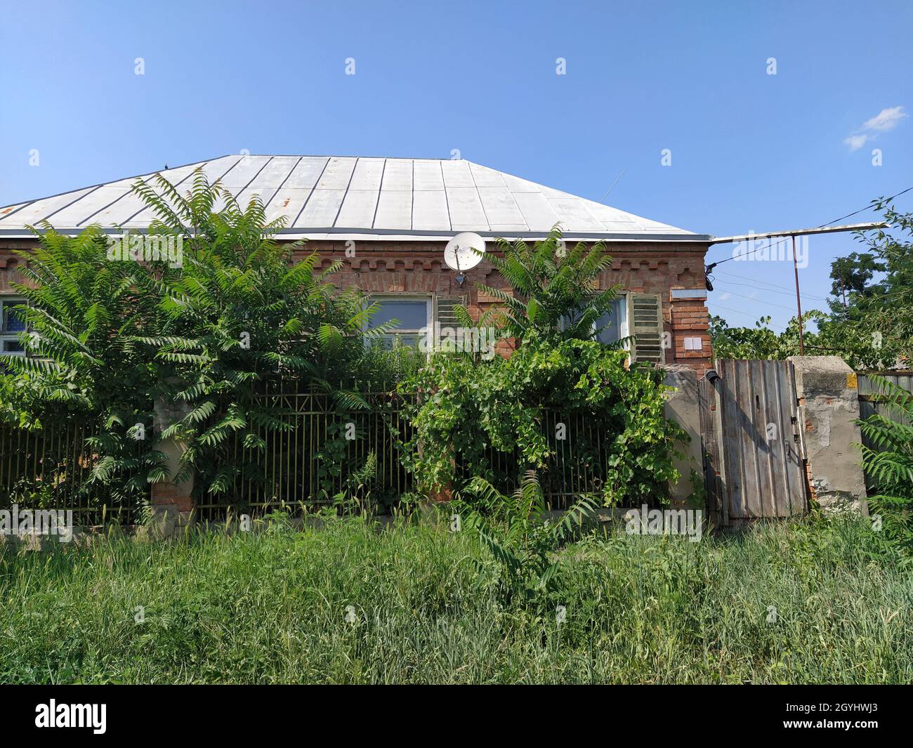 Littered area plastic waste hi-res stock photography and images - Alamy