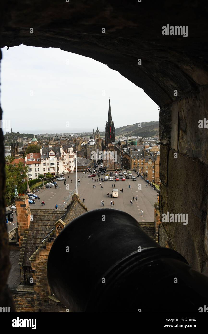 Edinburgh Castle and Grounds Stock Photo - Alamy