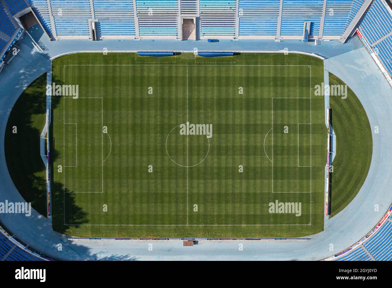 Aerial view of football field hi-res stock photography and images - Alamy