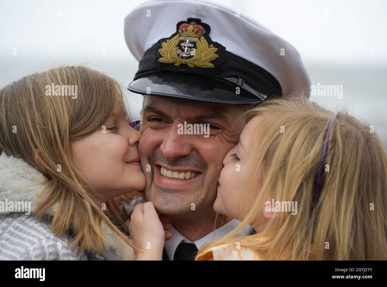 Navy family hi-res stock photography and images - Alamy