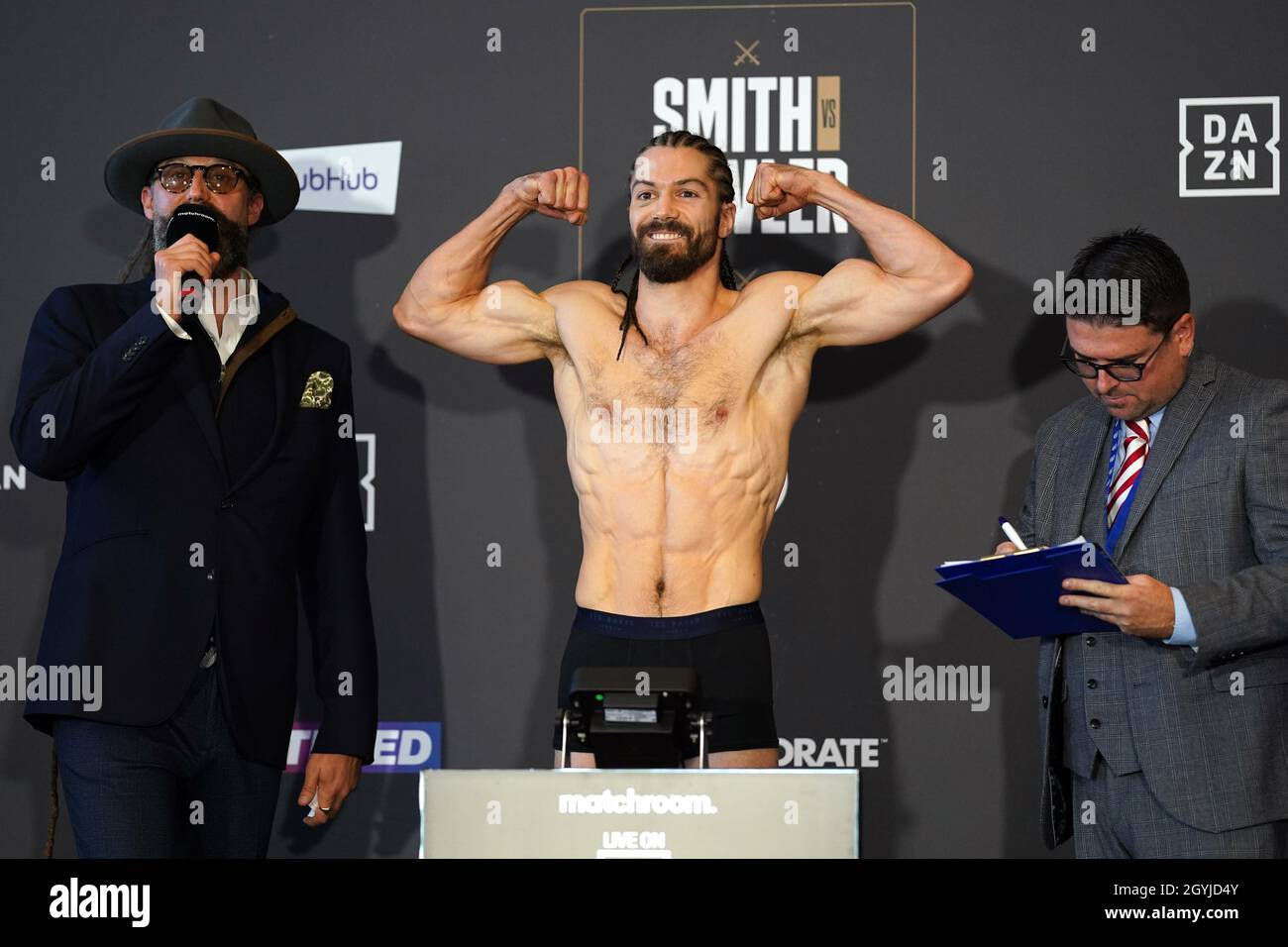 Mid length half boxing liverpool hi-res stock photography and images ...
