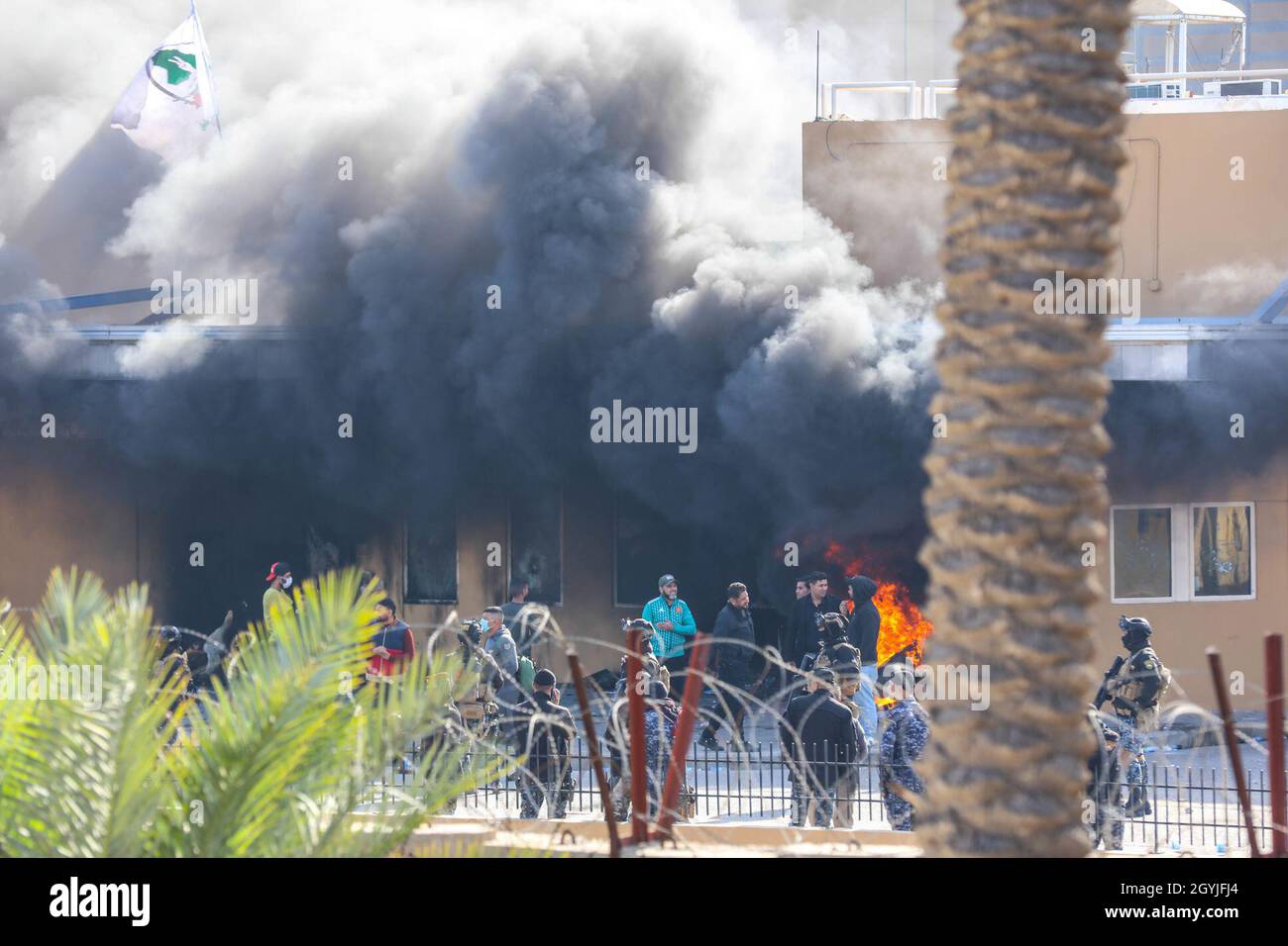 Violence continues at the U.S. Embassy compound in Baghdad, Iraq, Jan ...