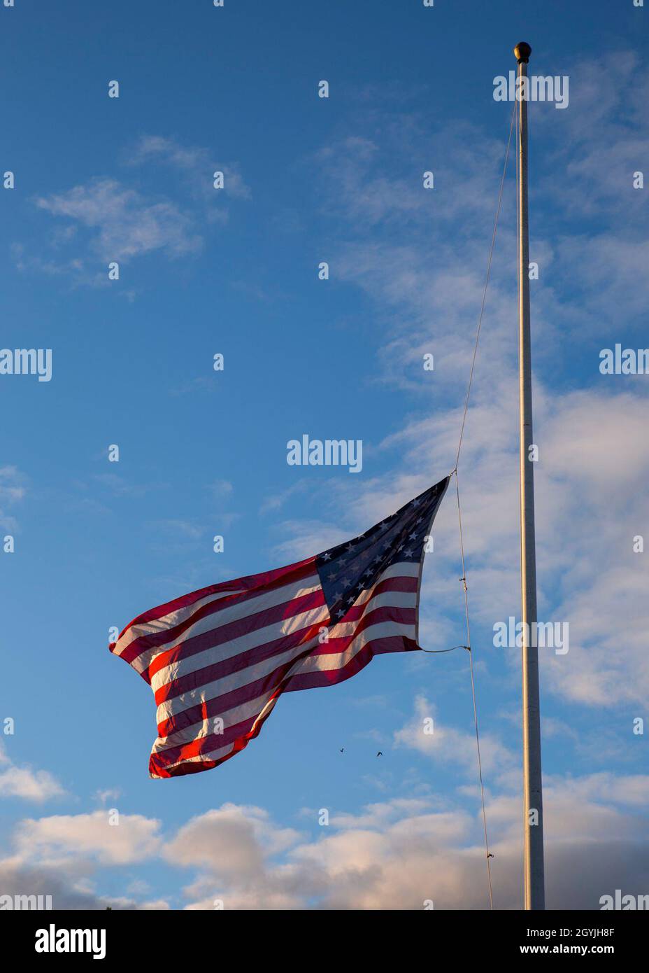 U.S. Marines with Headquarters and Service Battalion, Henderson Hall ...