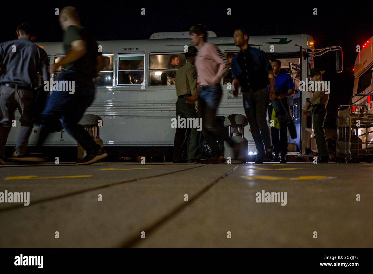 New recruits with Delta Company, 1st Recruit Training Battalion, run ...