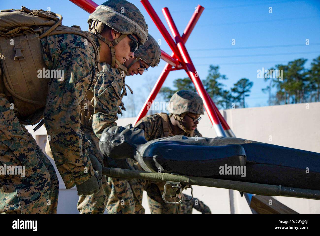 U.S. Marines with 2nd Assault Amphibian Battalion, 2nd Marine Division ...