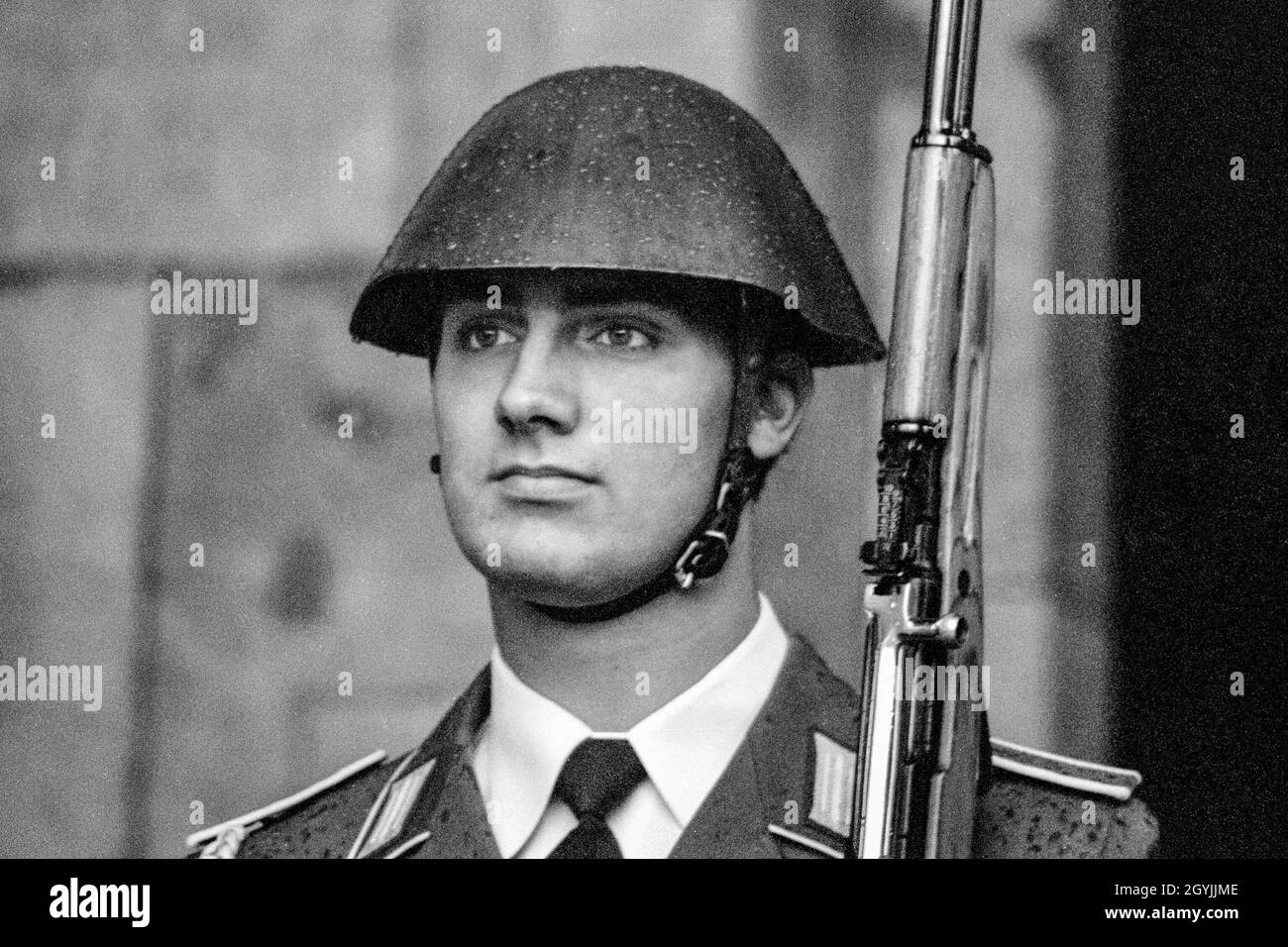 An East German soldier on guard at the Neue Wache in Berlin, 1990 Stock ...