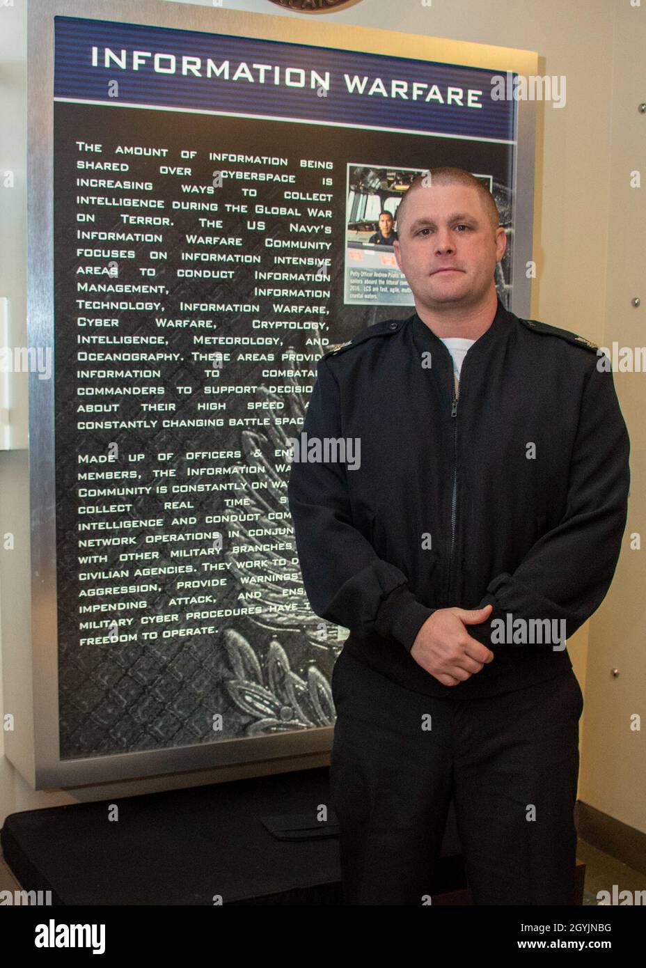 200108-N-XK809-1054 WASHINGTON (Jan. 8, 2019) Cryptologic Technician ...
