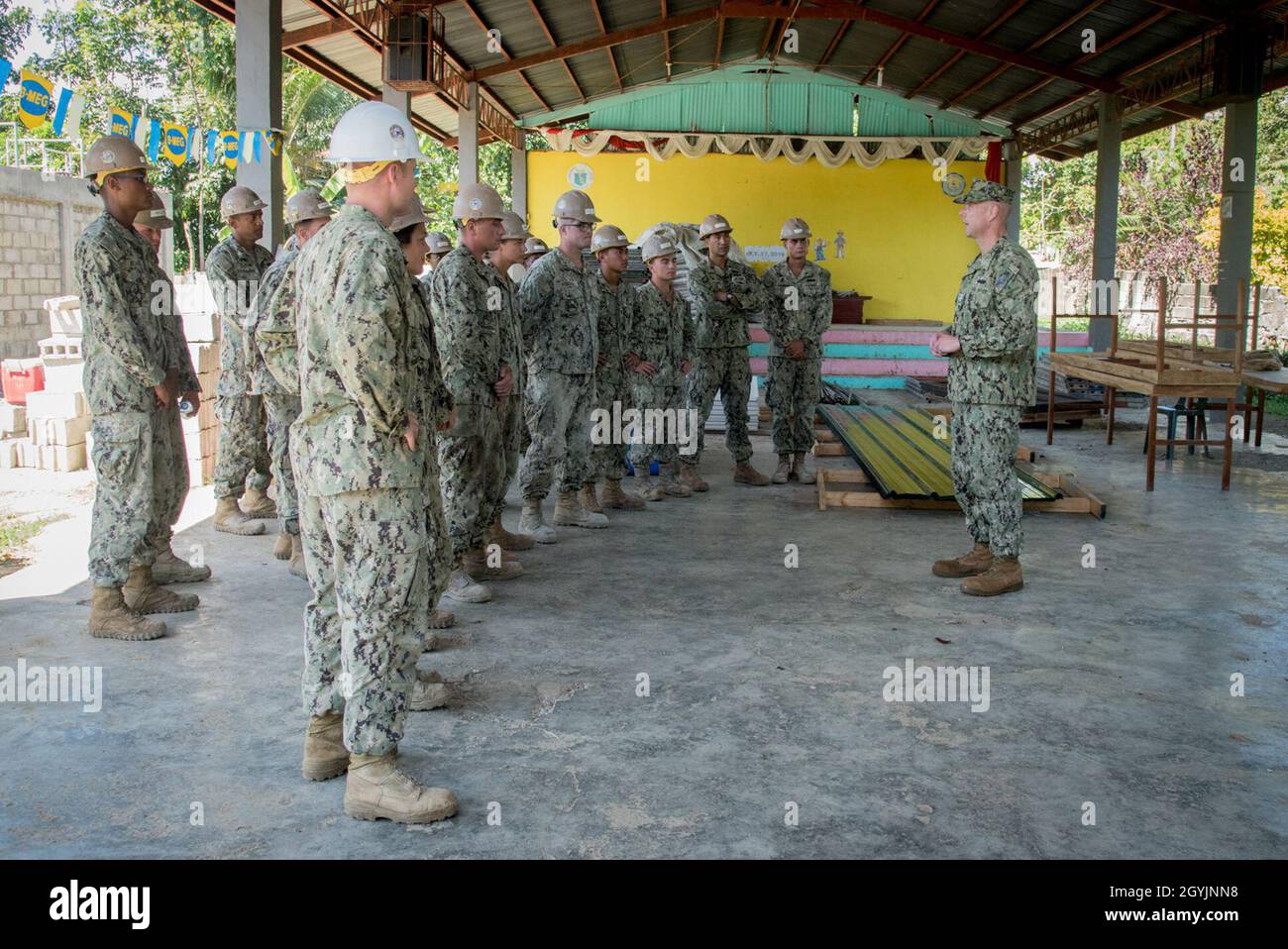 200108-N-QR336-1607 NARRA, Palawan (Jan. 8, 2020) Capt. Steve Stasick ...