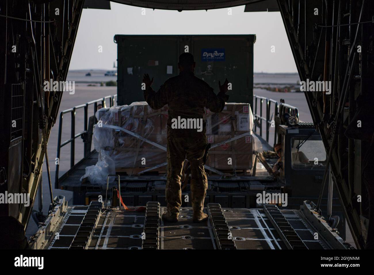C 130 cargo loading hi-res stock photography and images - Alamy