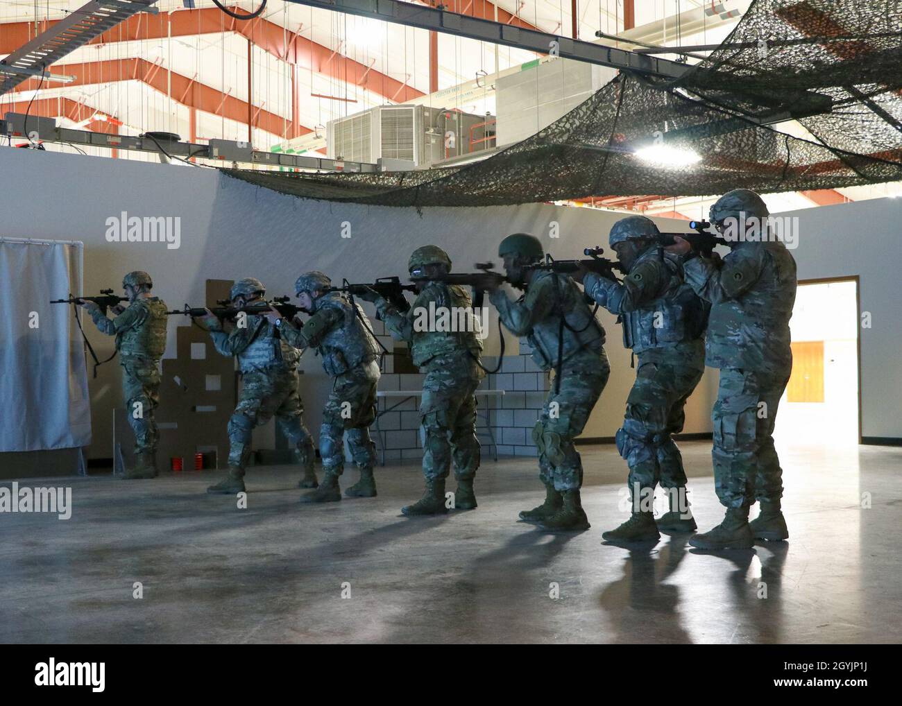 Squad advanced marksmanship trainer hi-res stock photography and images ...