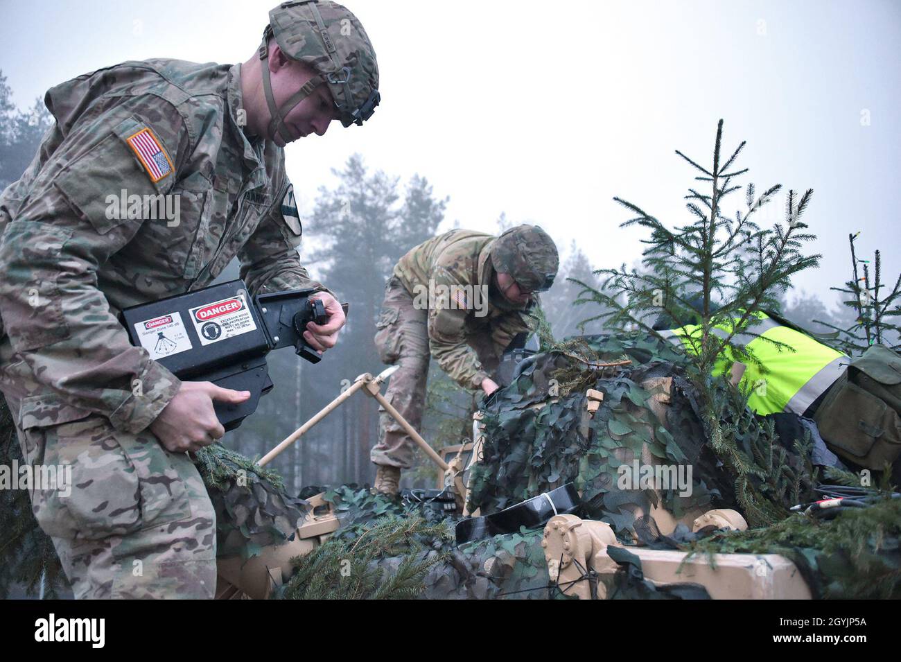 U.S. Soldiers with 1st Battalion, 8th Cavalry Regiment, 2nd Armored ...