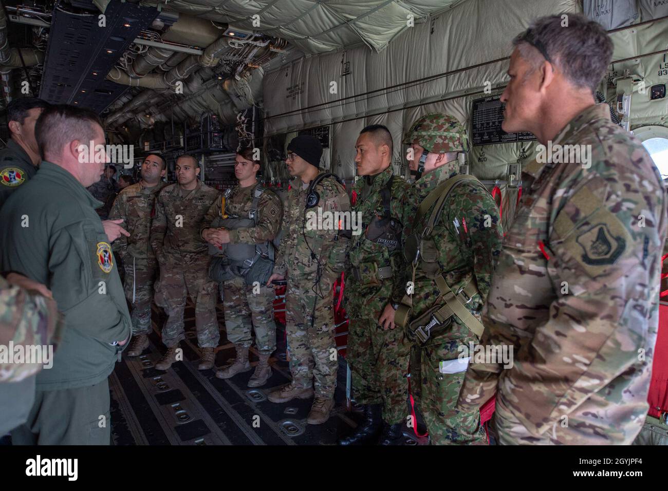 JGSDF soldiers with the 1st Airborne Brigade, U.S. Army Reserve Alaska ...