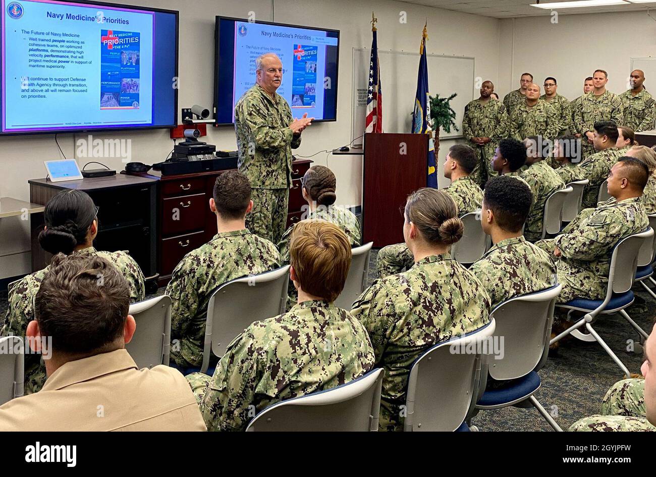 MAKALAPA CLINIC, Hawaii (Jan. 9, 2020) US Navy Surgeon General, Rear ...