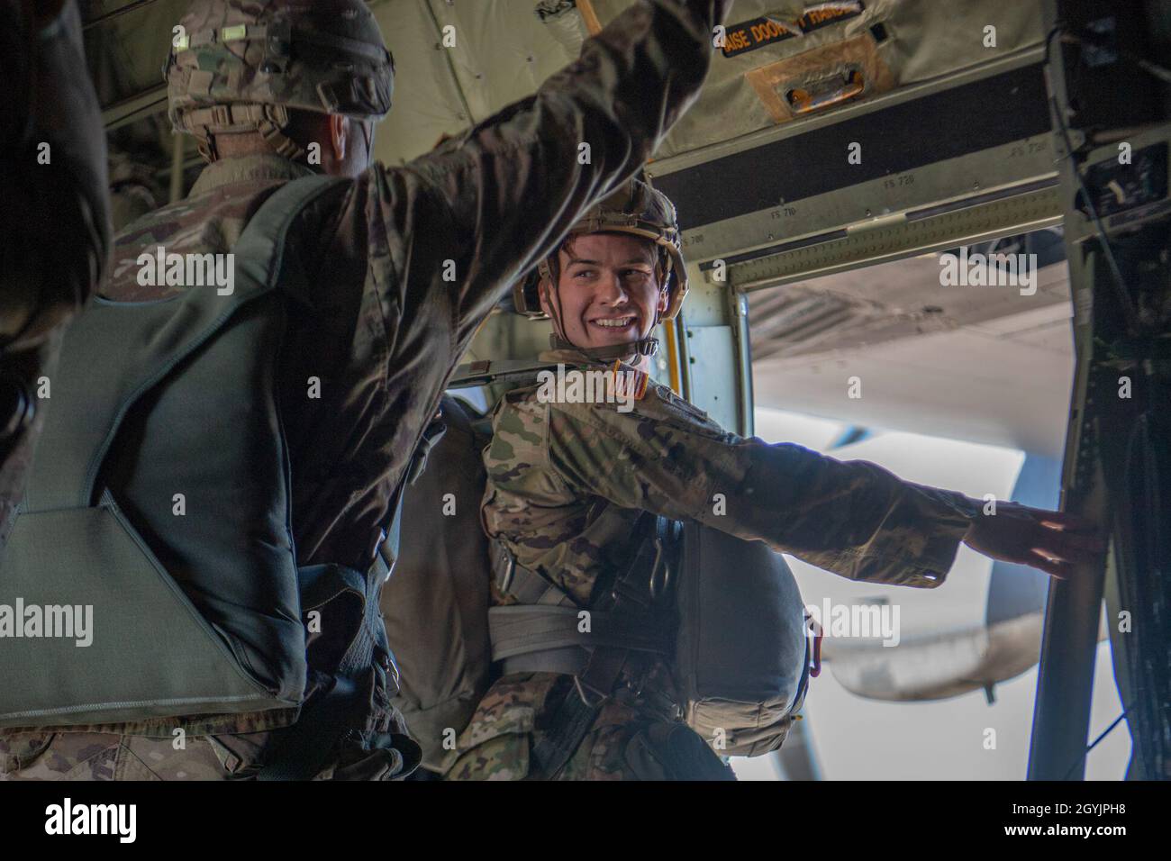 JGSDF soldiers with the 1st Airborne Brigade, U.S. Army Reserve Alaska ...