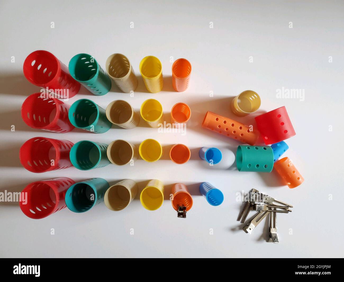 Xtra small curlers hi-res stock photography and images - Alamy