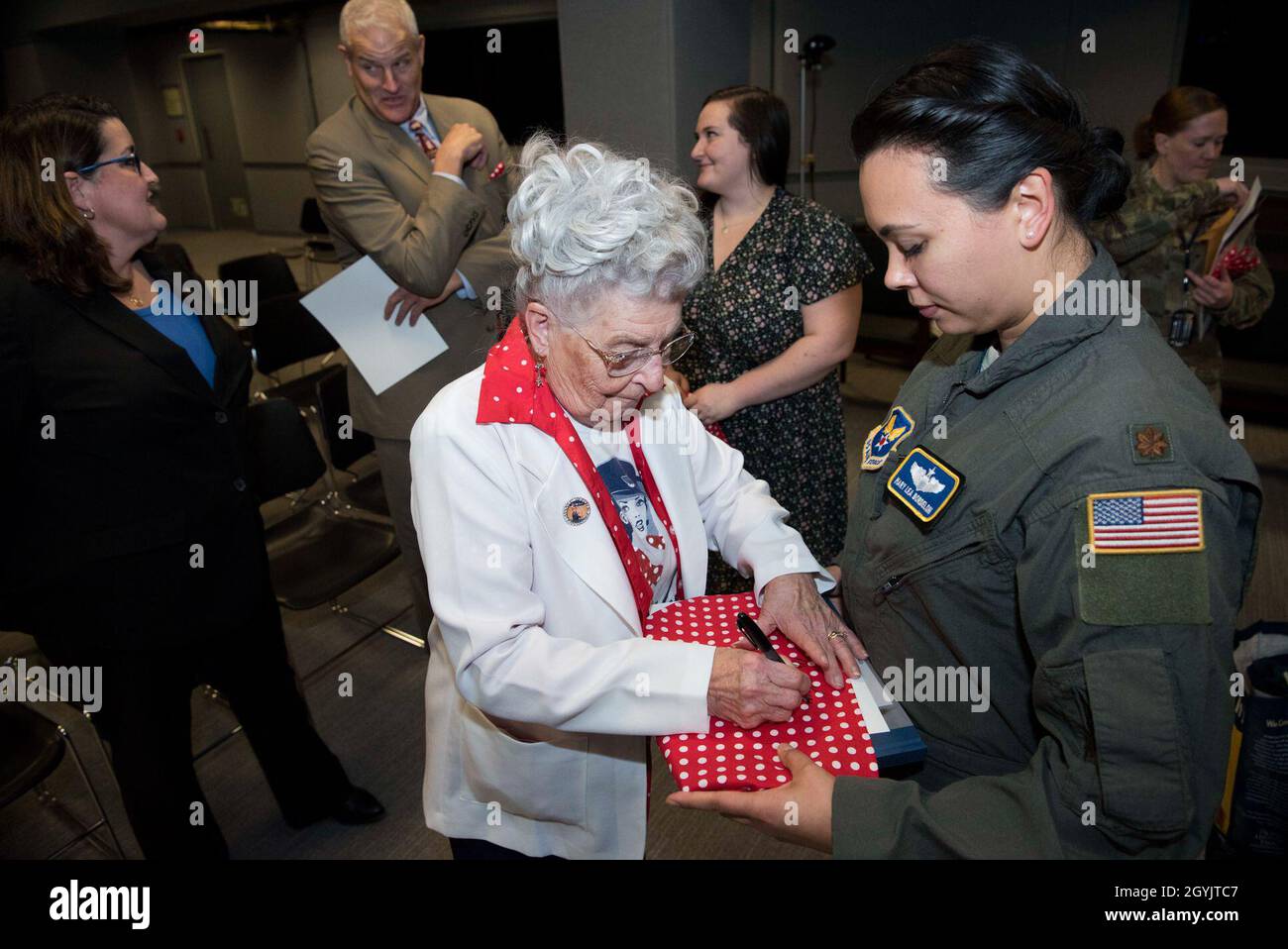 Mae krier hi-res stock photography and images - Alamy