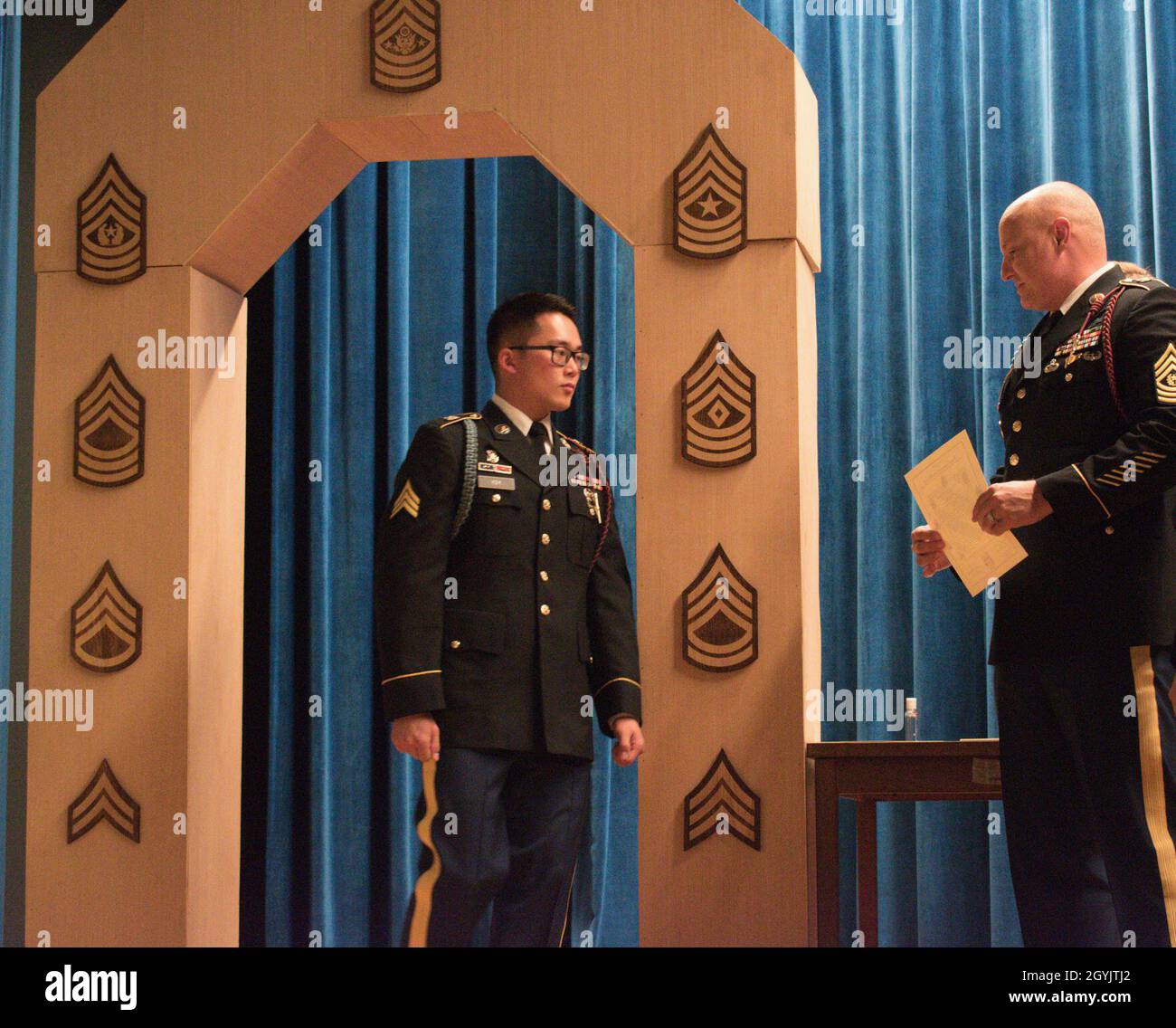 Senior nco creed hi-res stock photography and images - Alamy