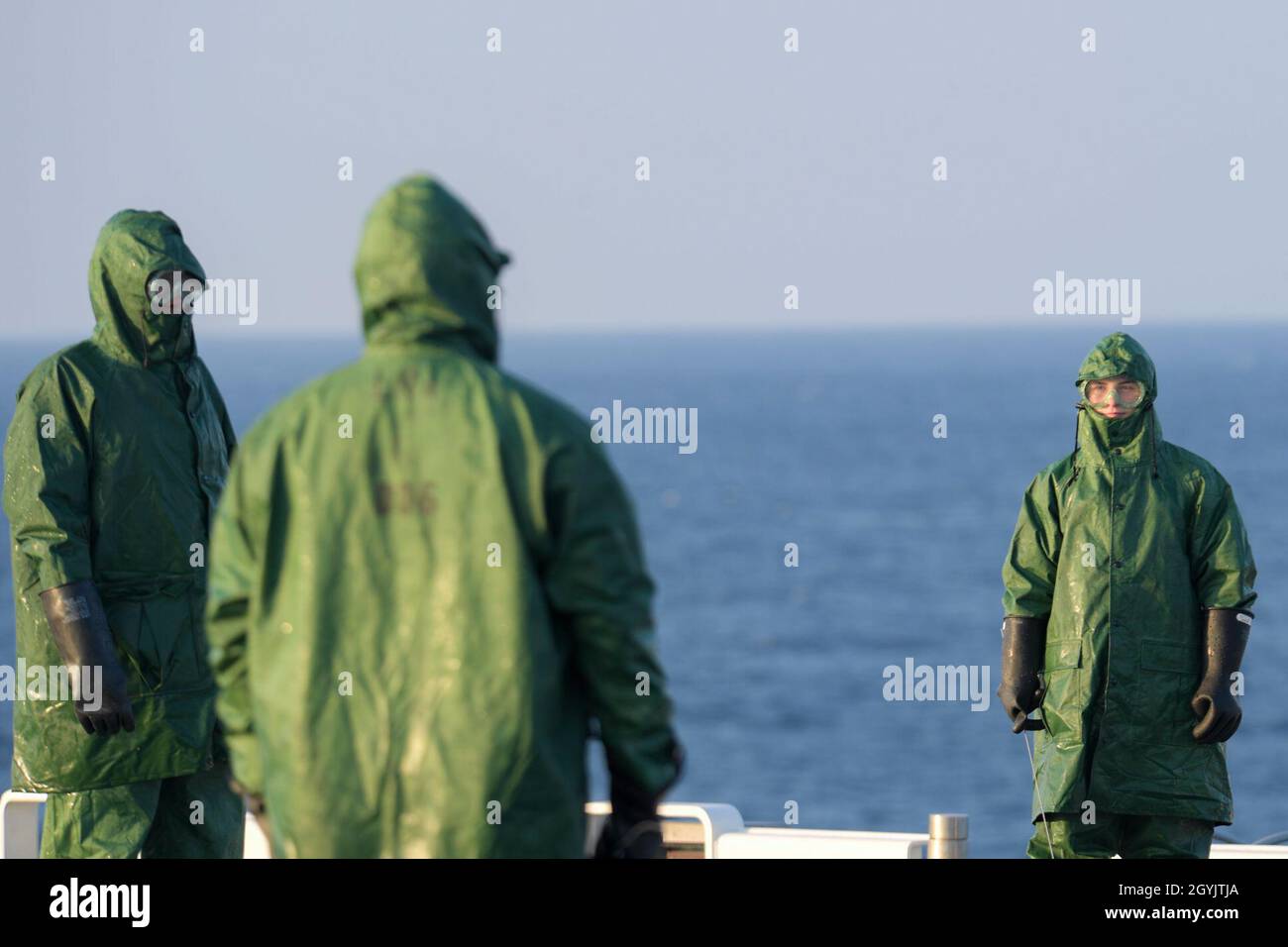 200110-N-RU810-1009 PACIFIC OCEAN (Jan. 10, 2020) Damage Controlman 3rd ...