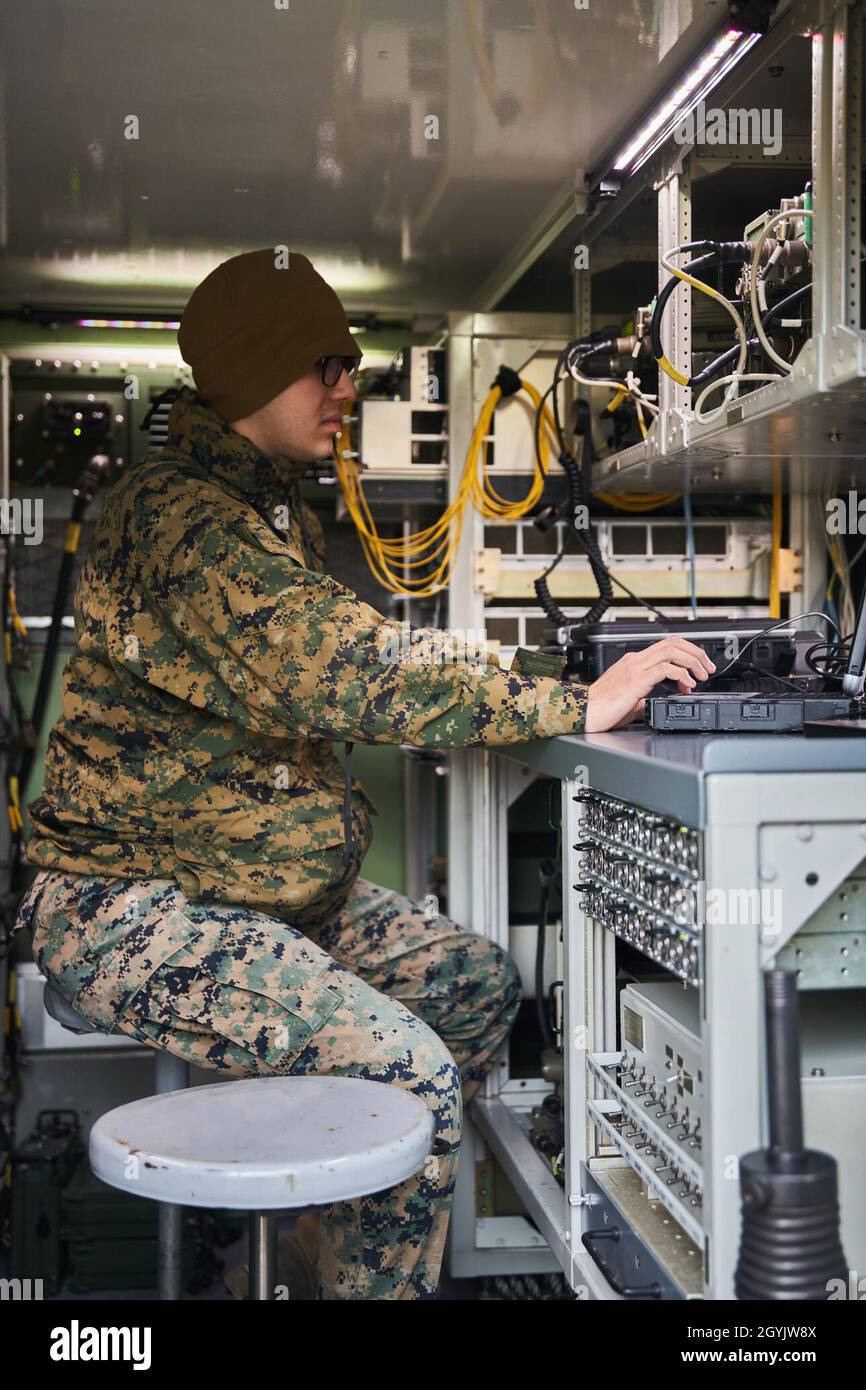 Reserve center great lakes hi-res stock photography and images - Alamy