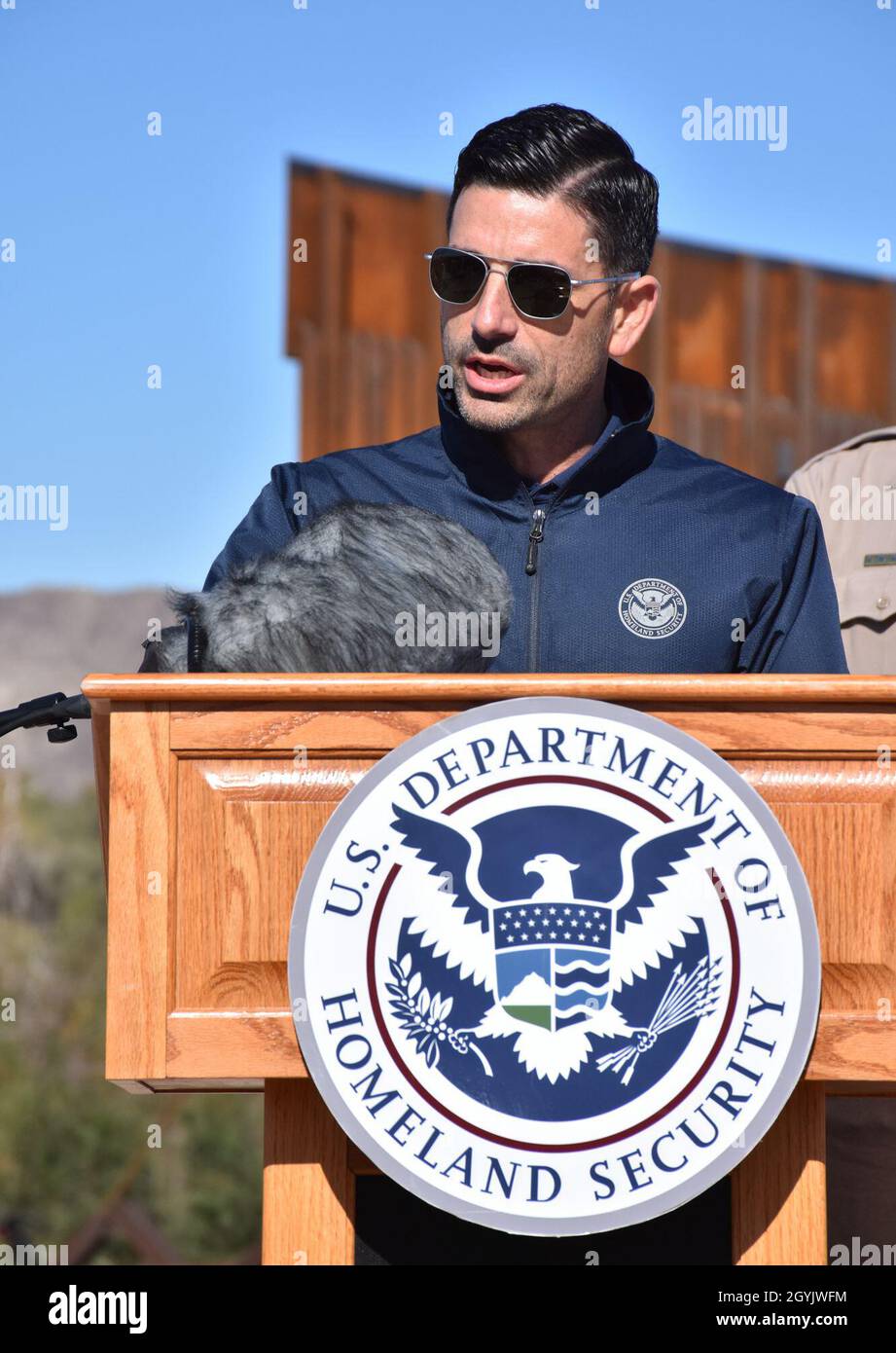 Chad wolf border hi-res stock photography and images - Alamy