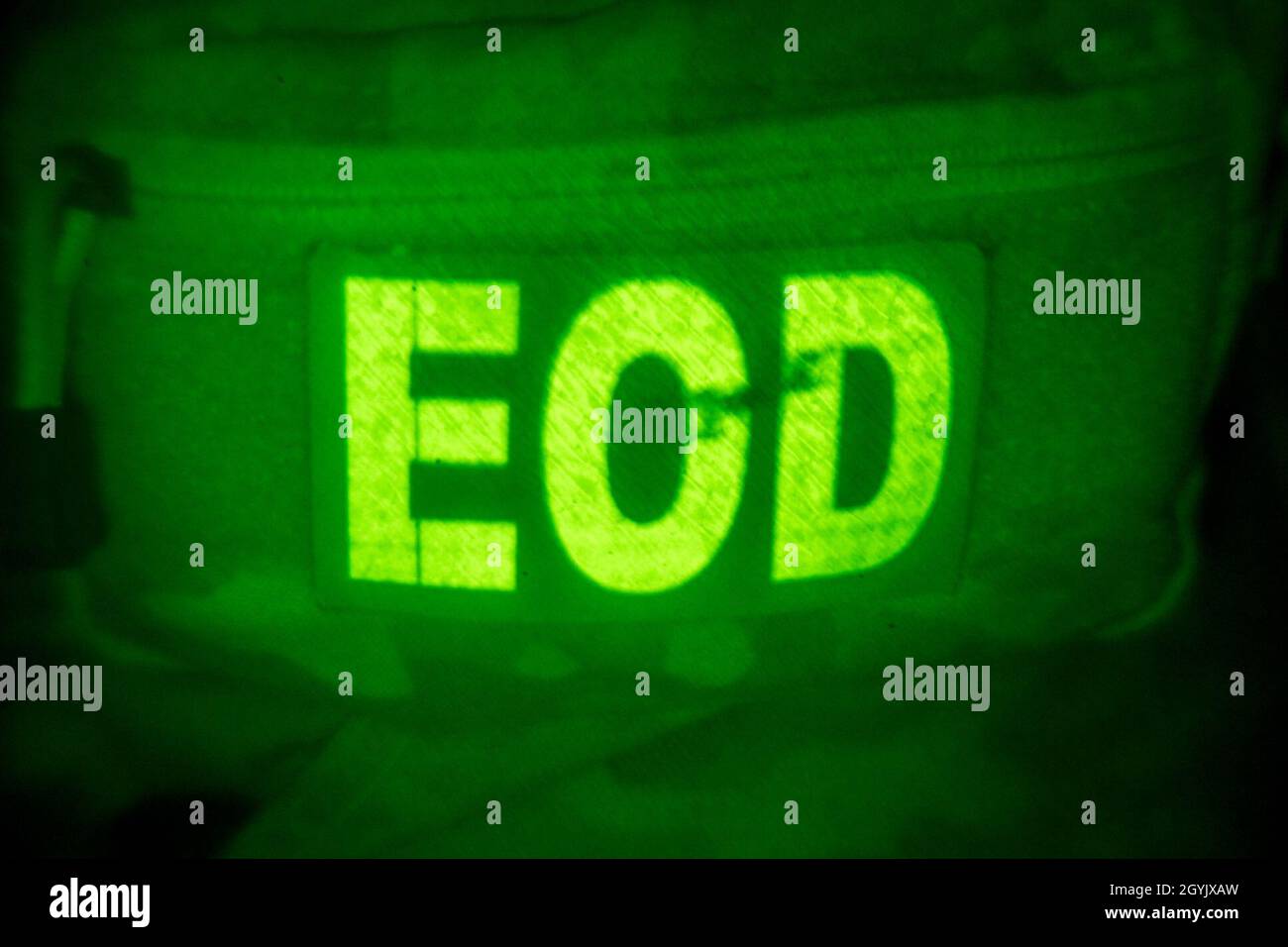 Soldiers from 764th Ordnance Company, 71st Ordnance Group (EOD) conduct ...