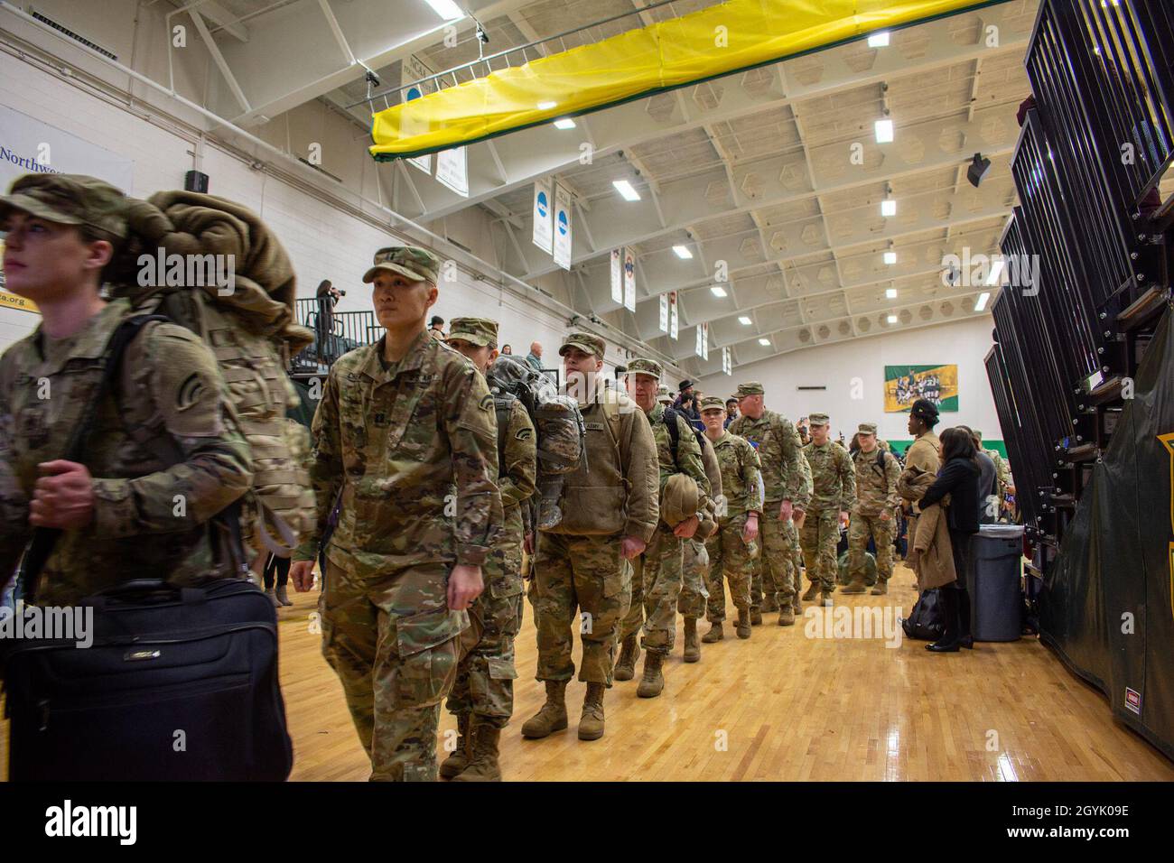 New York National Guard Soldiers of the 42nd Infantry Division ...