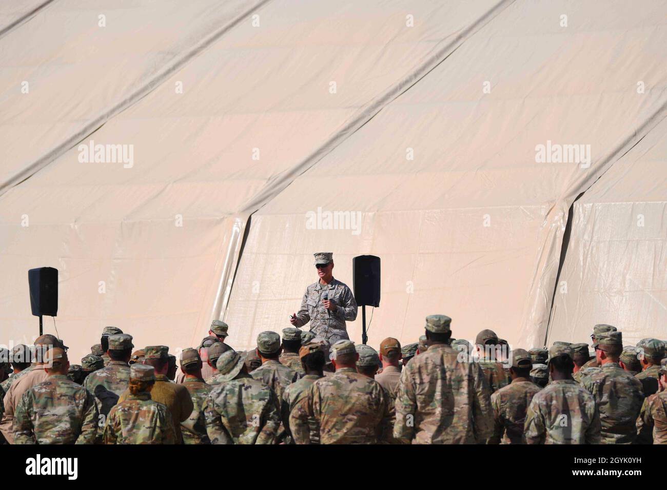 U.S. Marine Lt. Gen. Carl E. Mundy II, commander United States Marine ...