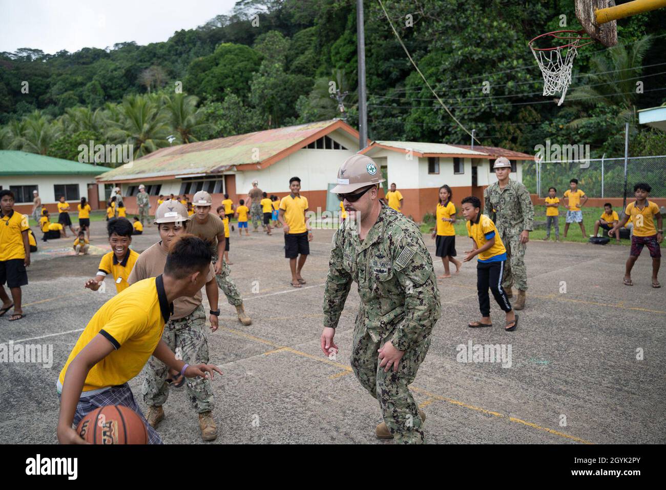 200112-N-WA745-1064 POHNPEI, Federated States of Micronesia (Jan. 12 ...