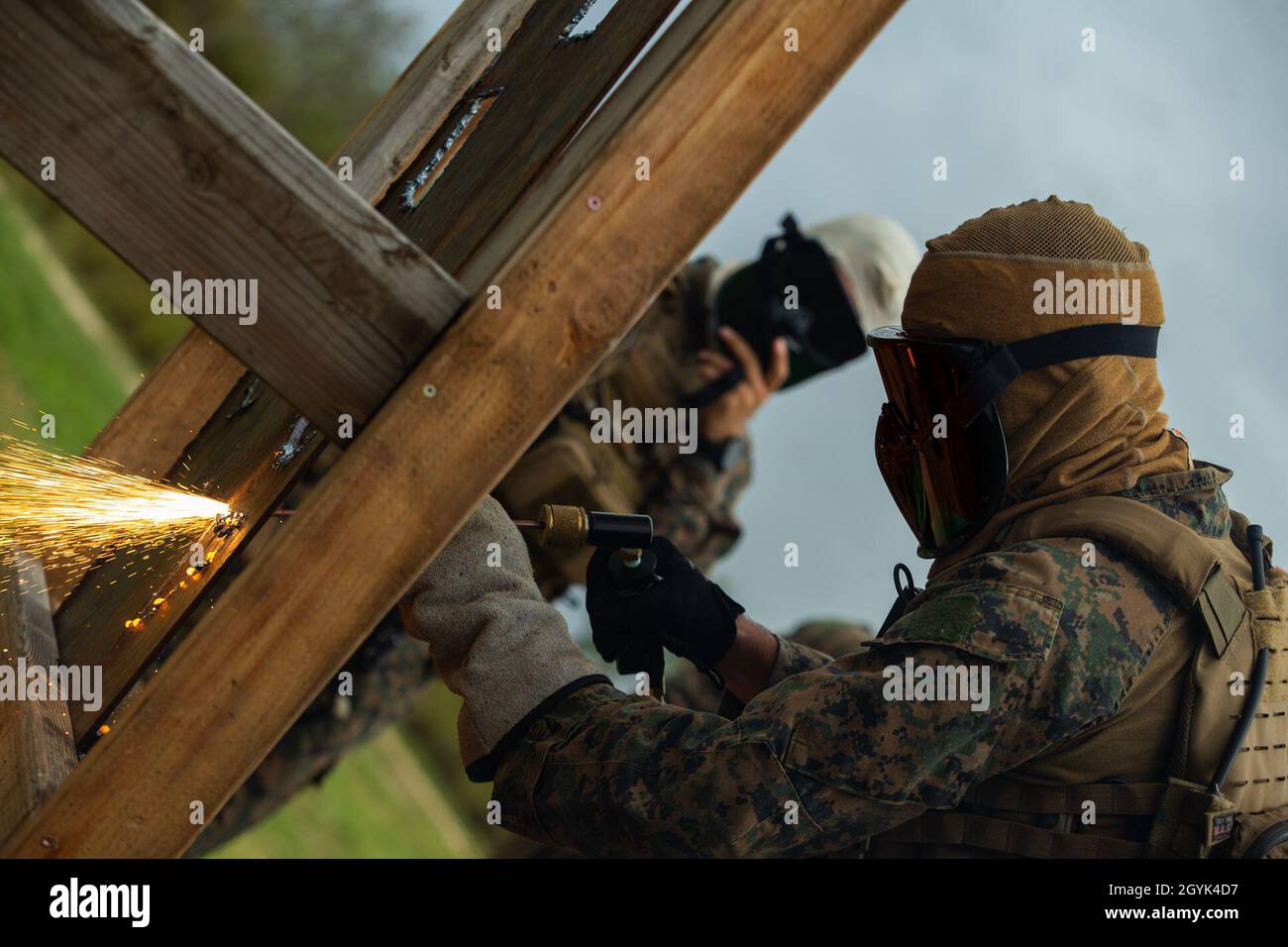 A Force Reconnaissance Marine with the 31st Marine Expeditionary Unit’s ...