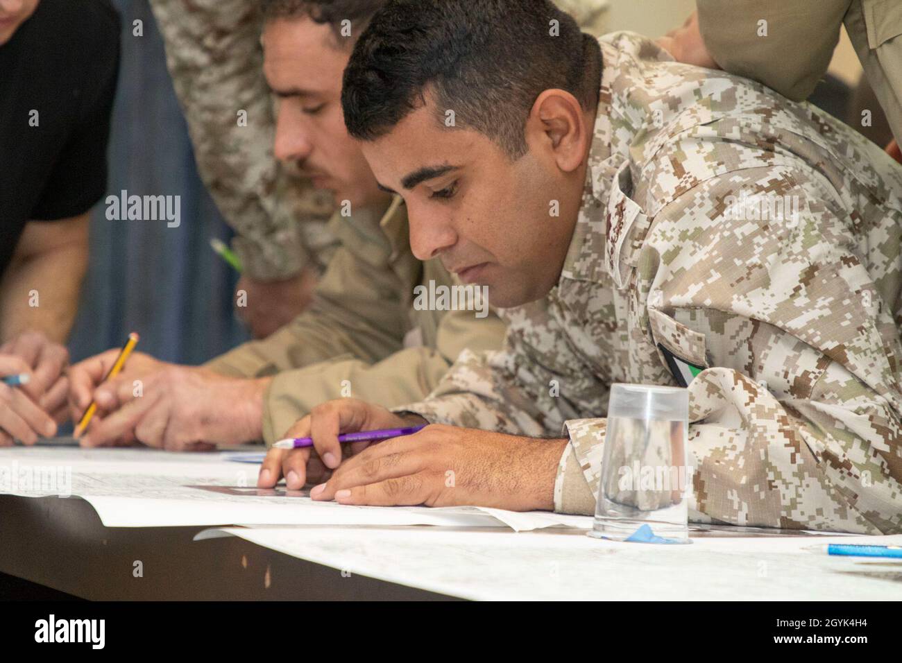 Map protractors hi-res stock photography and images - Alamy