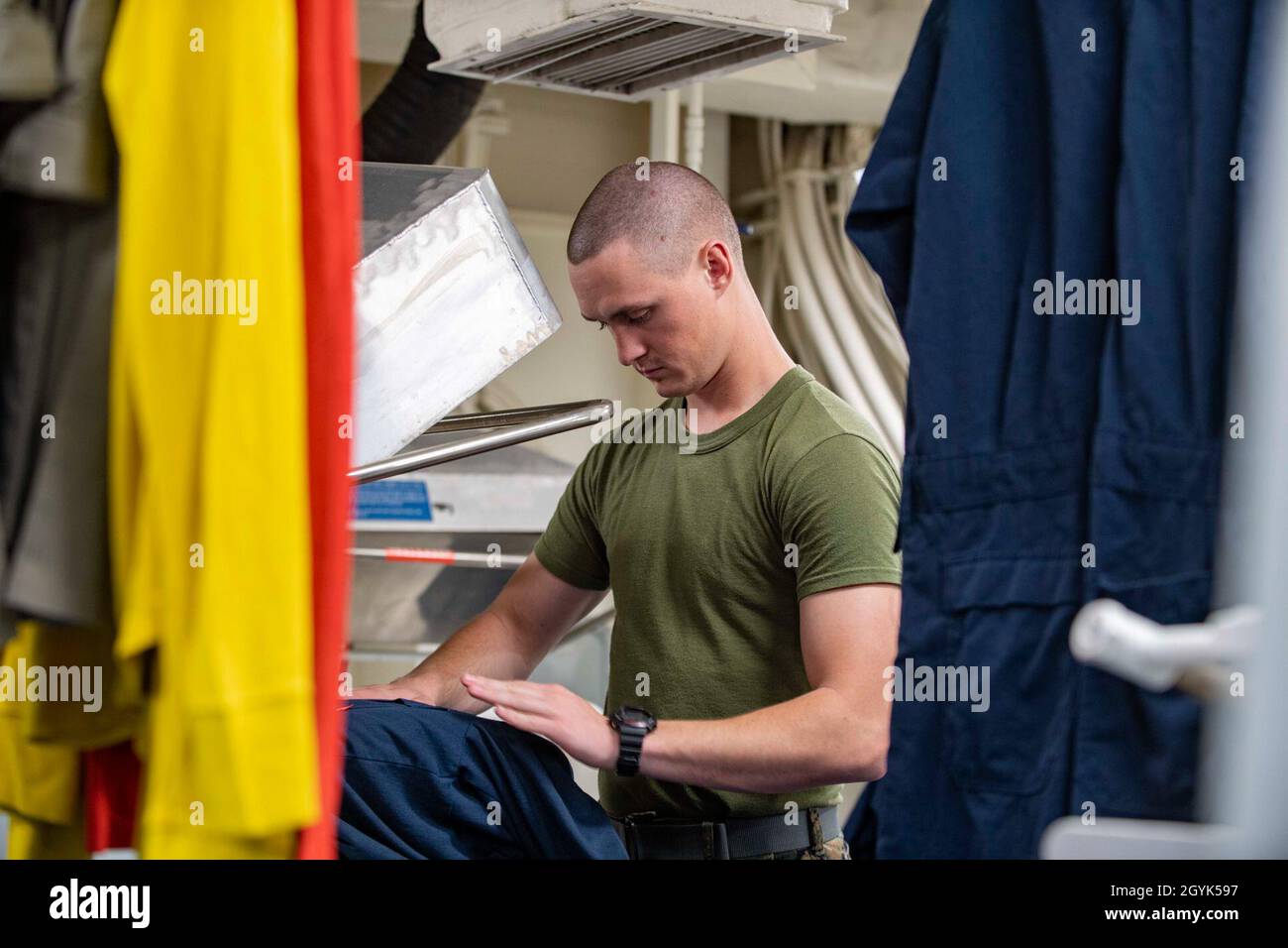 200114-N-RU810-1029 EAST CHINA SEA (Jan. 14, 2020) Lance Cpl. Kyle ...