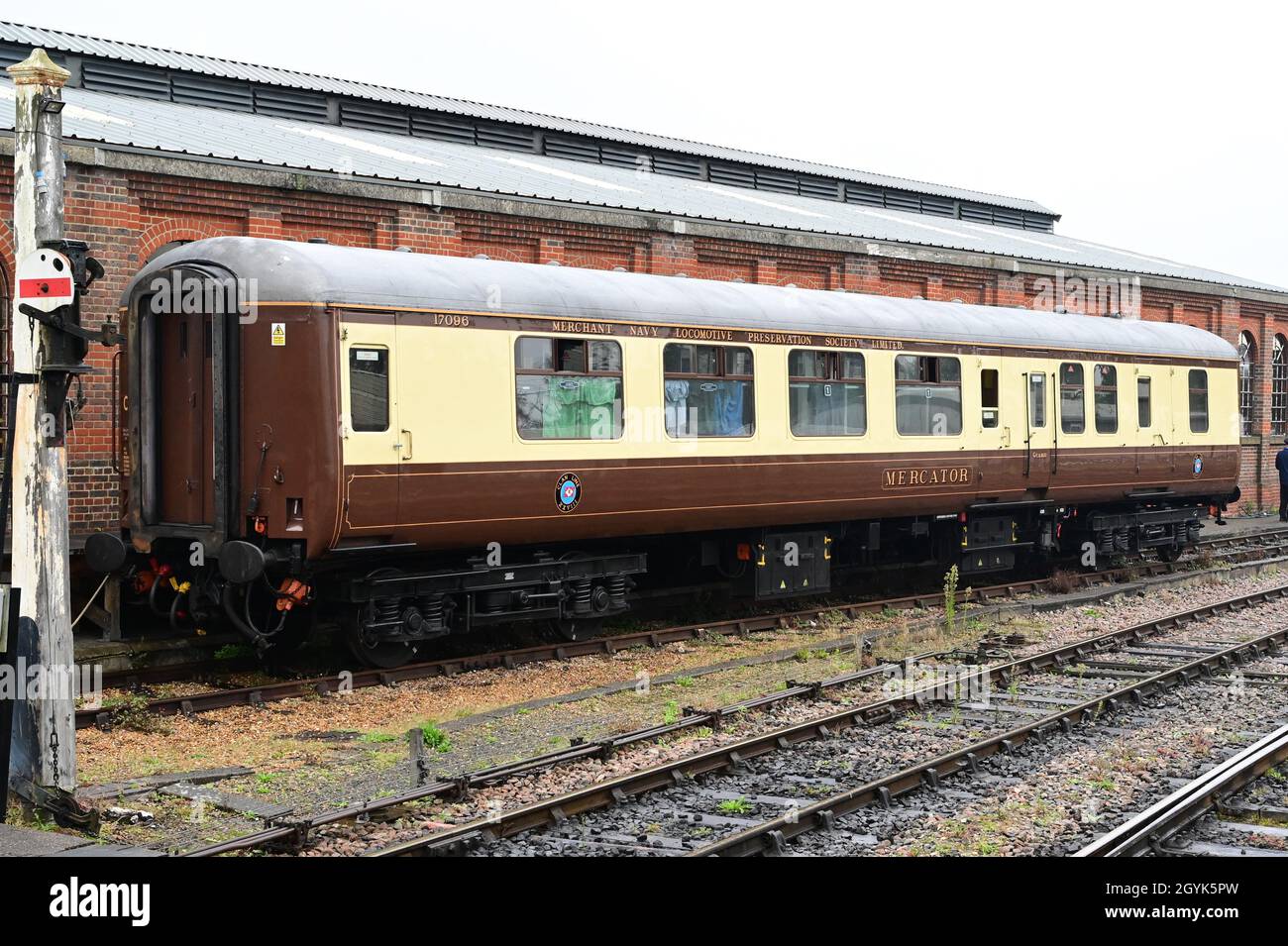A railway carriage support vehicle Stock Photo - Alamy