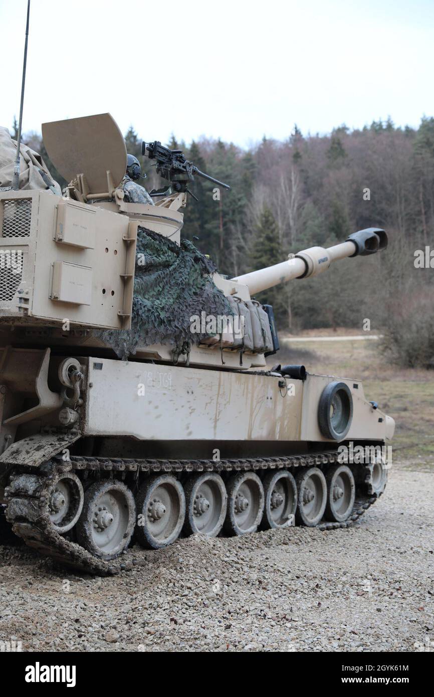 3rd battalion 16th field artillery regiment hi-res stock photography ...