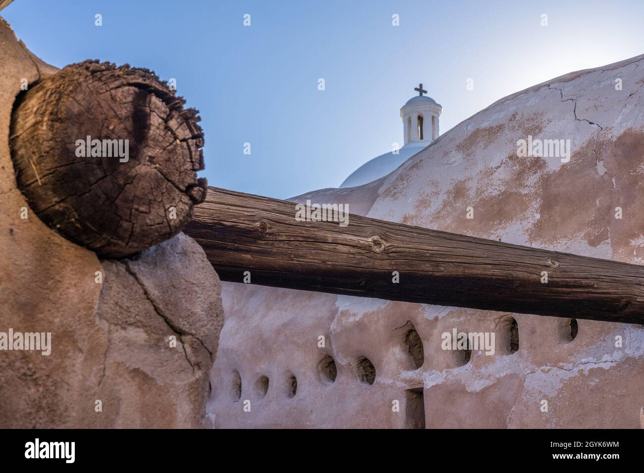 Architecture vigas beams usa hi-res stock photography and images - Alamy