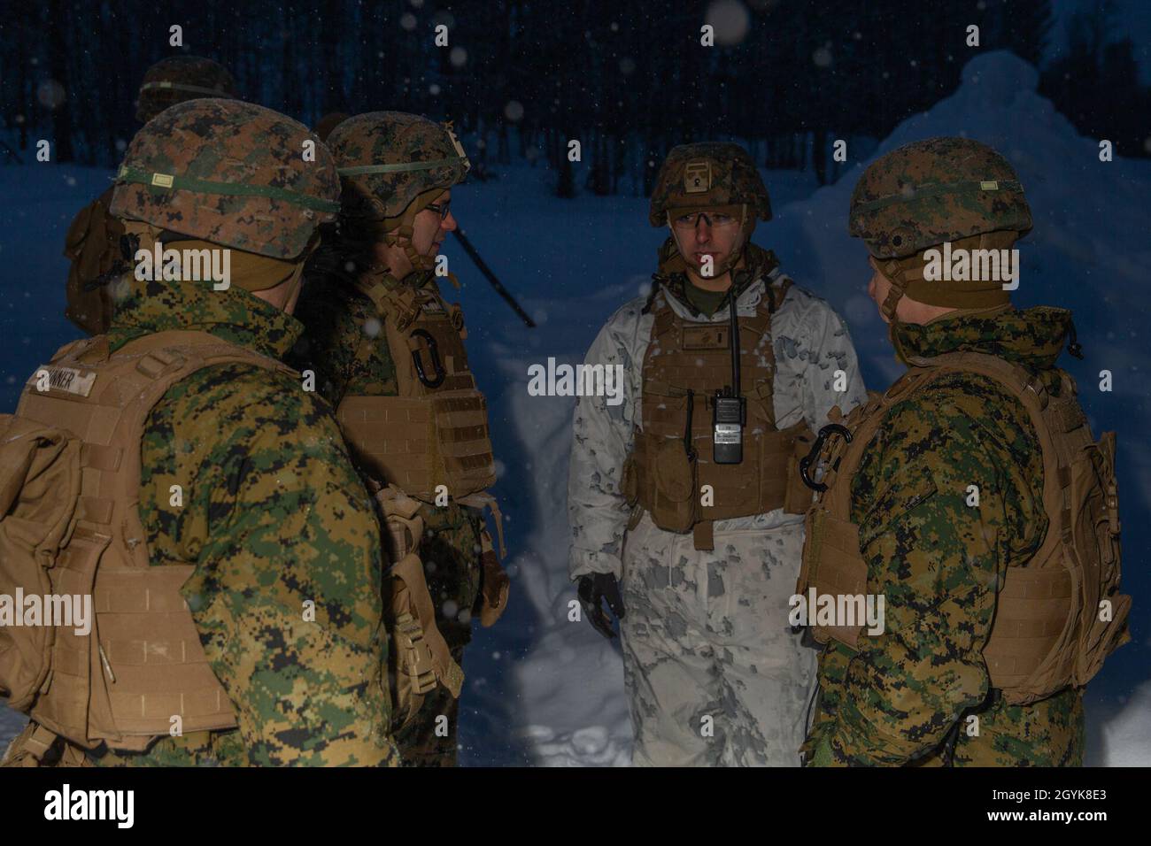 Anti tank obstacle hi-res stock photography and images - Alamy