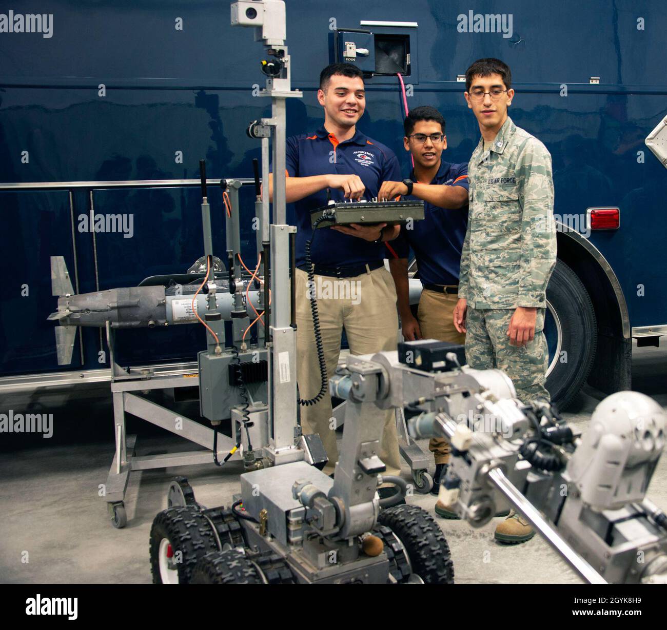Air Force Reserve Officer Training Corps cadets interacted with a robot ...