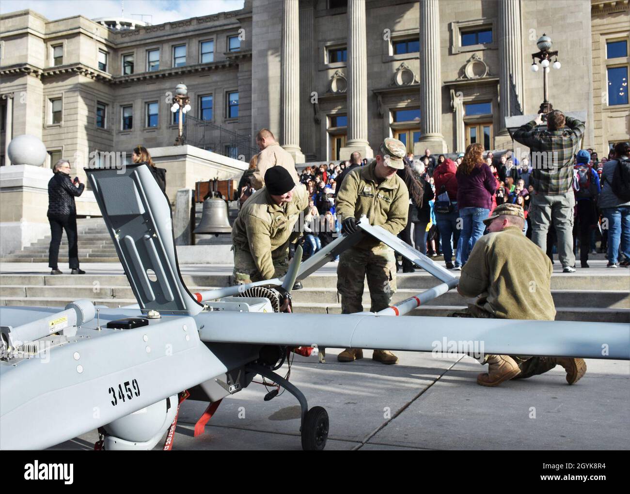 Members of the Idaho Army National Guard’s 116th Brigade Engineer ...