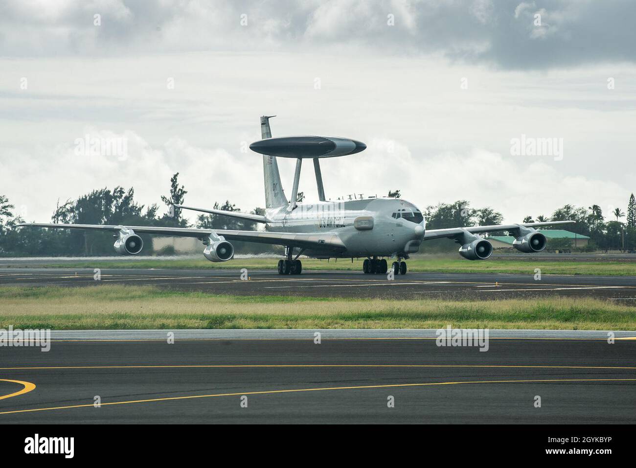 An E-3 Sentry based out of Tinker Air Force Base, Okla., taxis down the ...