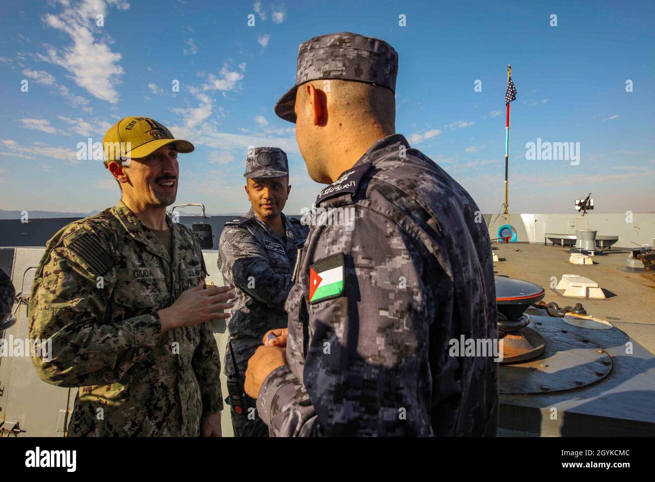 Guida tour hi-res stock photography and images - Alamy