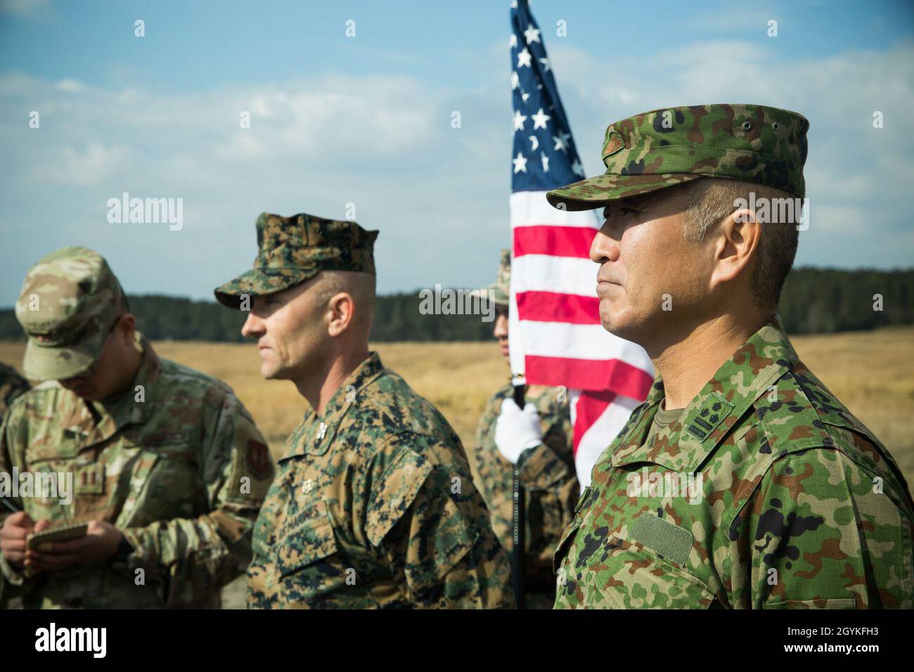 Col. Robert Brodie, left, commanding officer of the 31st Marine ...