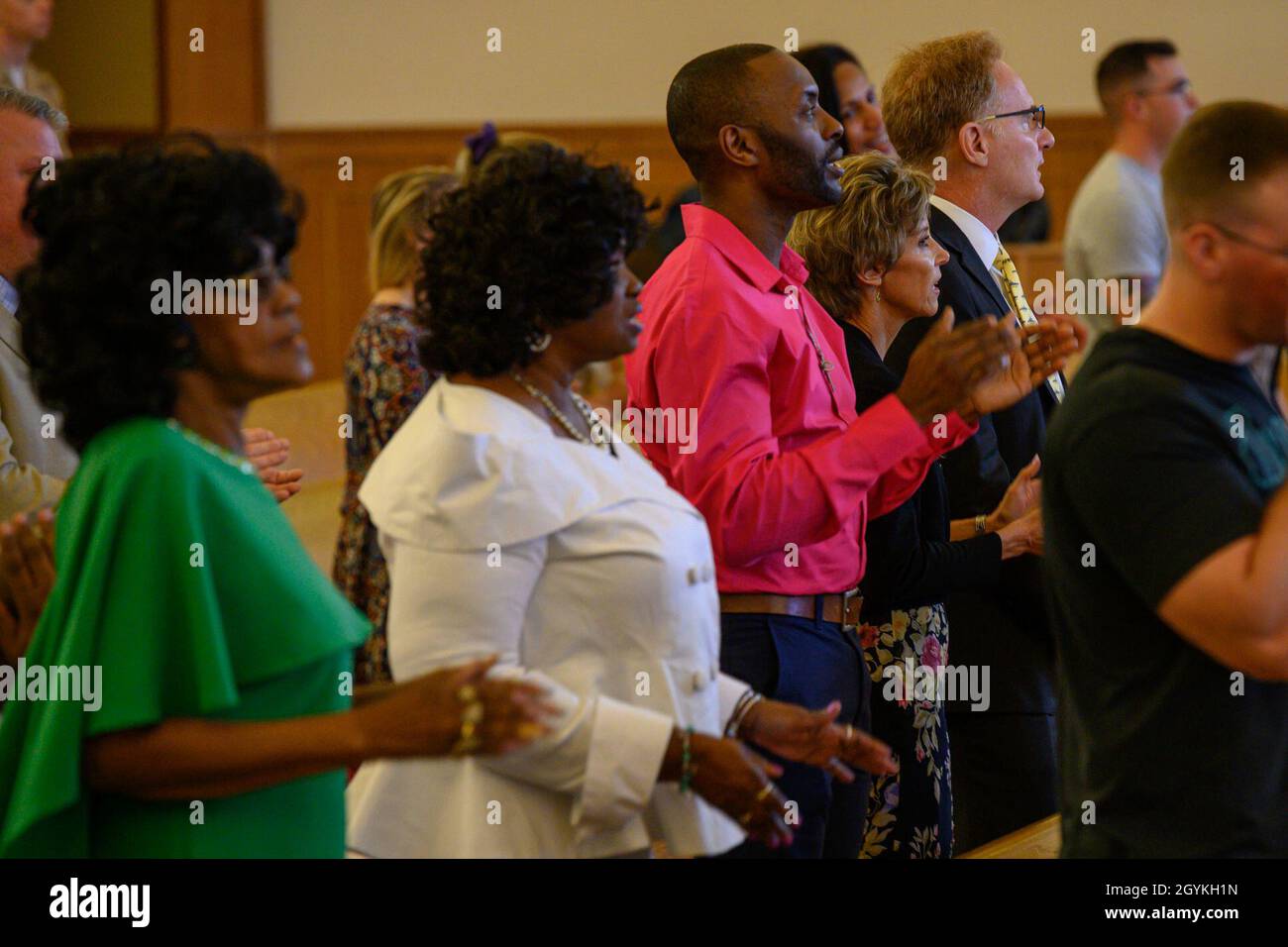 200119-N-PM193-1122 MARINE CORPS BASE HAWAII (Jan. 19, 2020) Acting ...