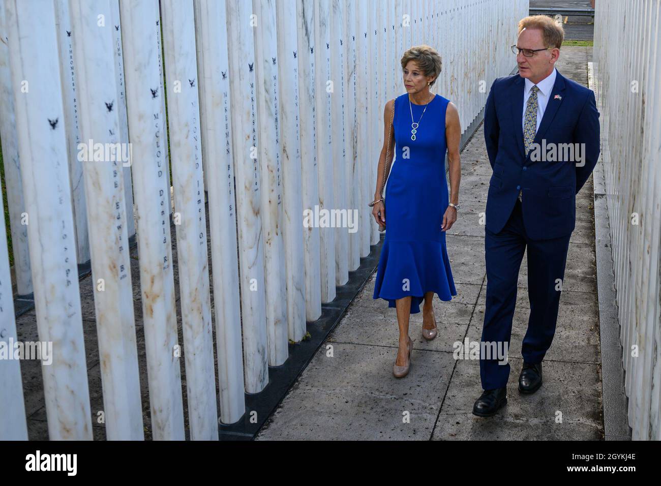 200120-N-PM193-1037 PEARL HARBOR (Jan. 20, 2020) - Acting Secretary of ...