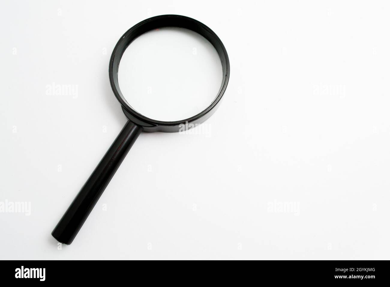 magnifying glass isolated white background Stock Photo - Alamy magnifying glass isolated white background Stock Photo - Alamy