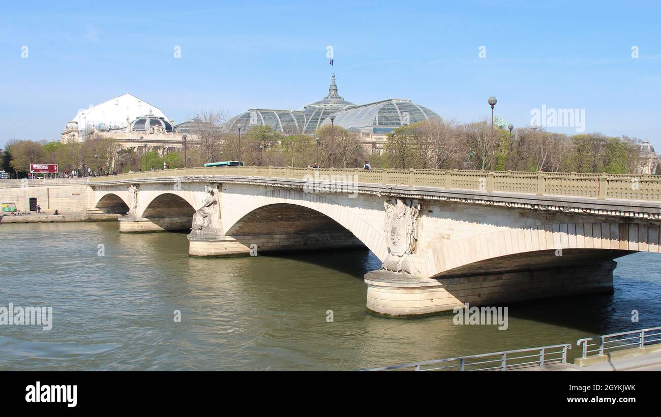 river seine and invalides bridge in paris (france Stock Photo - Alamy