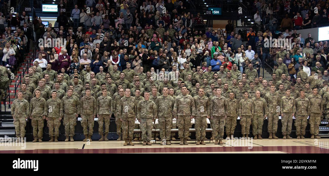 Soldiers from 2nd Battalion, 130th Infantry Regiment, Illinois Army ...