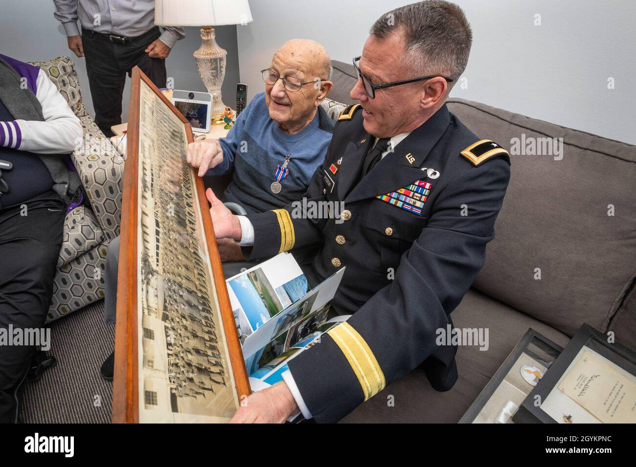 Purple Heart and New Jersey Distinguished Service Medal recipient U.S ...