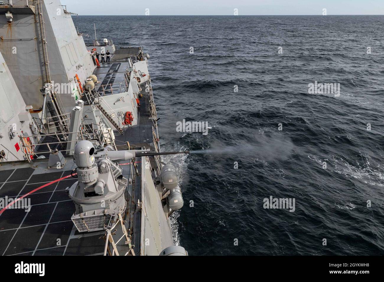 200123-N-OQ778-1120 ATLANTIC OCEAN (Jan. 23, 2019) The Arleigh Burke ...